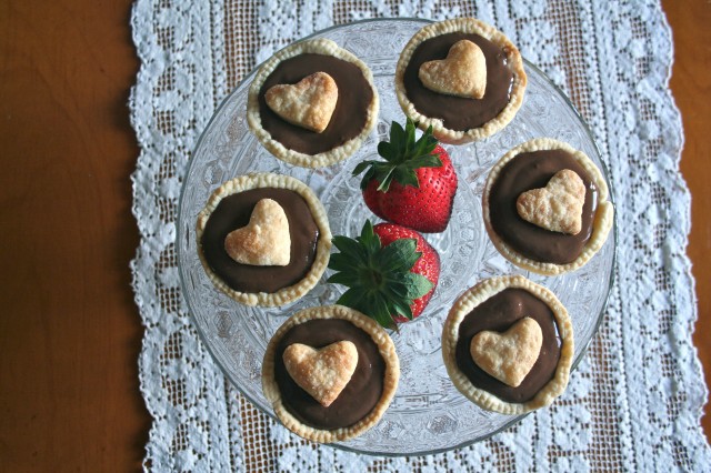 Chocolate Pudding Hand Pies | Anecdotes and Apple Cores